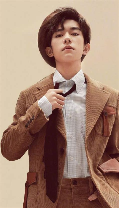易烊千璽18歲成人生日裡隱藏太多驚喜！網友大呼浪漫！ 每日頭條