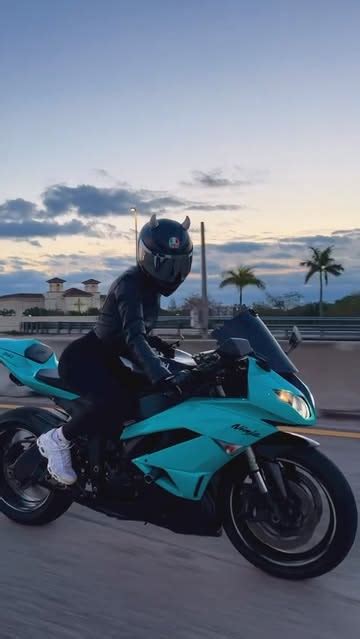 Chalina Wegener Chalinalrs • Instagram Photos And Videos