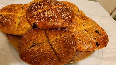 خبز منزلي بالأعشاب المنسمة والزيتون صحي ومفيد، من الآن ماغاديش إخطيك 👌😋