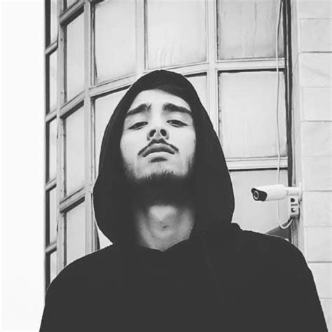 ‎رضا جهانی Reza Jahani‎ Rezajahani • Threads Say More