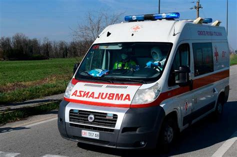 Tragico Incidente 30enne Stroncato Dal Frontale Con Un Camion
