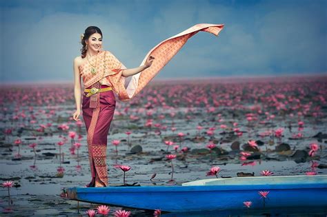 Thailand Girls Wallpapers Wallpaper Cave