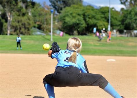 Laguna Niguel Girls Softball