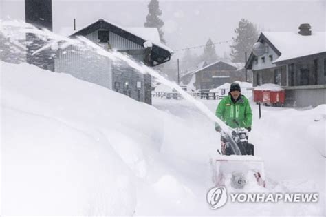 위풍당당해군 제주기지 순항훈련전단 출항 연합뉴스