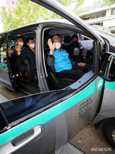 대리운전기사 위한 심야 이동형 쉼터 차량 발차식 네이트 뉴스