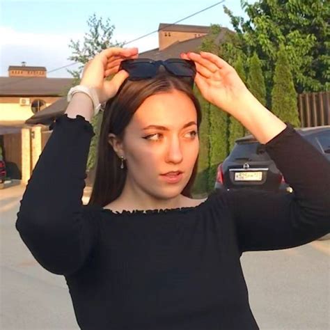Ева Лаюк Преподаватель Английского Layaev • Threads Say More