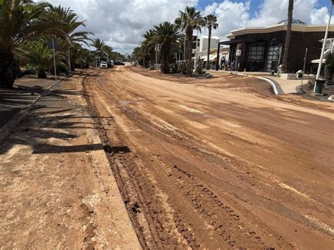 Fotos Schwere Unwetter Land Unter Auf Lanzarote Bild 1 Von 24