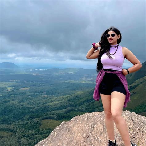 Vasundhra Manhas Rindiantravelbabes
