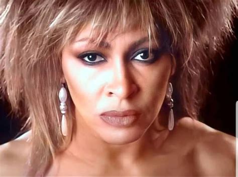 Pin By Via Clement On Rock Queen Tina Turner Tina Turner Rock Queen