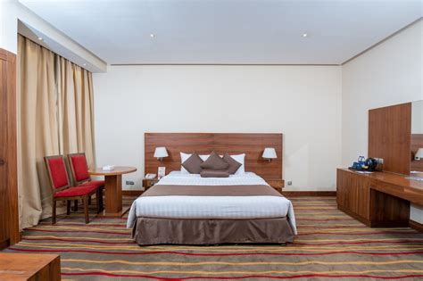 Al Khaleej Palace Hotel Hussain Lootah Group