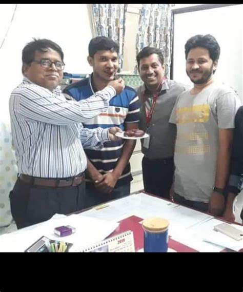 Hasnain শুভ কামনায় শুভ জন্ম দিন প্রিয় স্যার ঢাকা কলেজের সবার প্রিয় স্যার রাজনৈতিক মতের