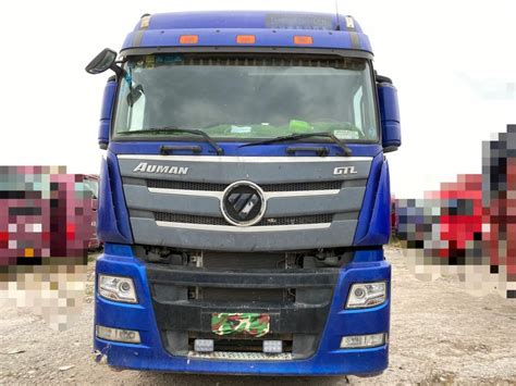 China Blue Used Foton Auman Gtl Cargo Prime Mover Tow Trucks 6X4