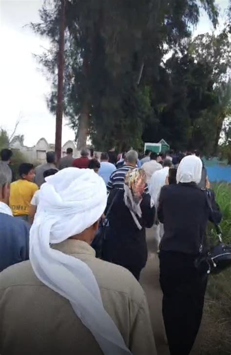 تشييع جنازة طفل وعجوز ضحايا انهيار سقف منزل بالشرقية
