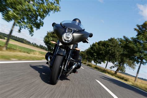 BMW R B Manhattan Metallic Matt