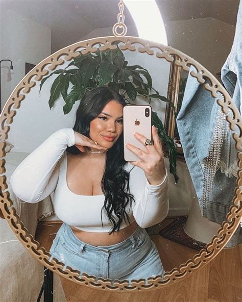 Fat Girl Mirror Selfie