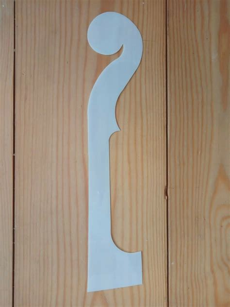 Violin Scroll Outline