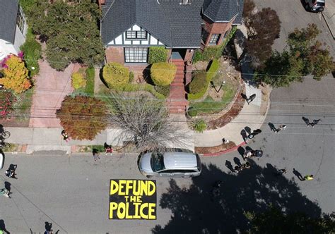 Vandals Tag The Hell Out Of Oakland Mayor Libby Schaafs House