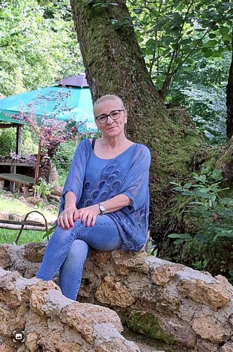 Mirsada Mekić Objavom Zbunila I Zabrinula Fanove Ko Te Je Naljutio Grand Online