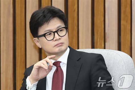 생각에 잠긴 한동훈 뉴스1