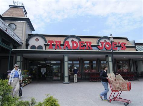 Trader Joes Looks To Add Beer Wine