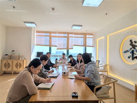 校工会深入学习工会十八大精神 芜湖职业技术学院 工会