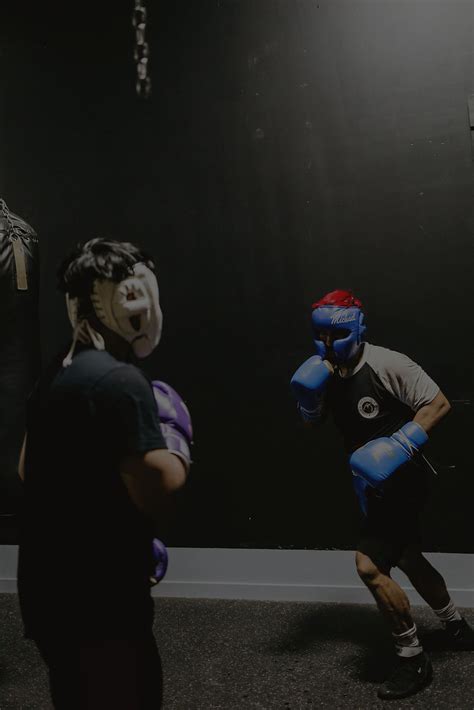 Beginner Intermediate Boxing Class In Surrey Mendoza Boxing