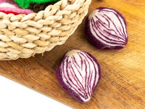 5cm Wool Felt Onion Slice Felt And Yarn