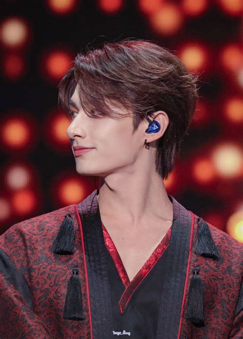 Pin On Svt Seventeen Jun Seventeen Junhui Seventeen Album