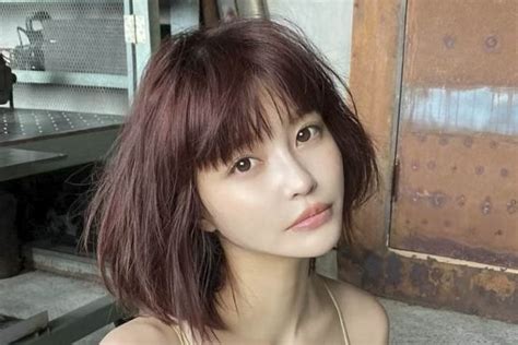 岸明日香、しっとり大人ビキニで圧巻の色香 グラッチェ