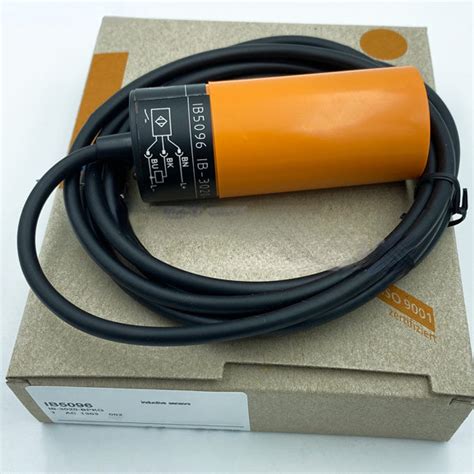 Inductive Proximity Switch Ib5096 Ib 3020 Bpkg Three Wire Pnp Normally Open Sensor