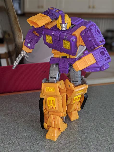 Impactor Is A Figure That Can Actually Pose Like He S About To Kick