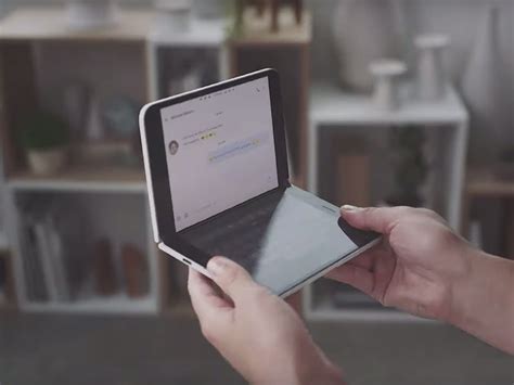 Samsung Jumped Into Foldables Way Too Early — Microsofts Approach To