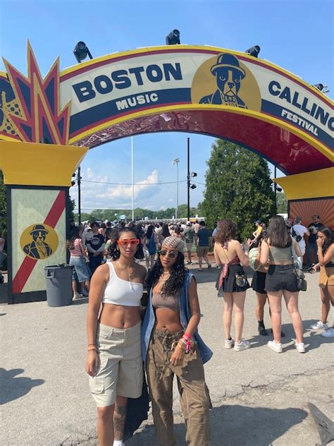 Here Are Some Of The Best Fashion Statements At Boston Calling