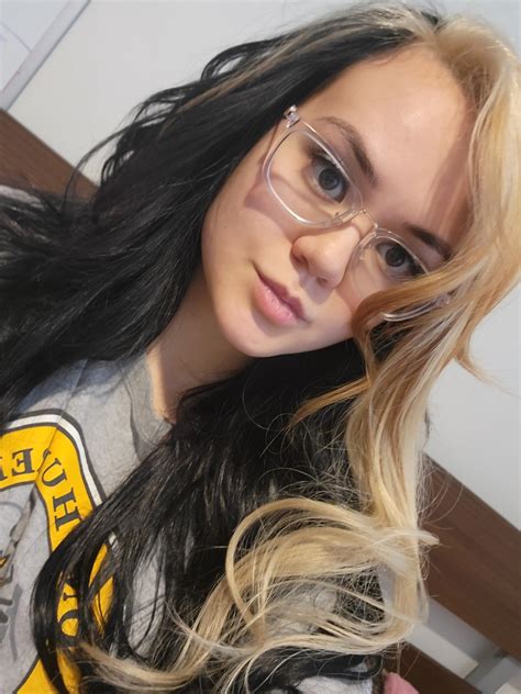 Alicia Novack Live Talent