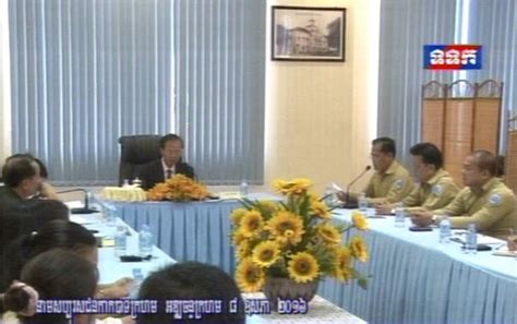 H E Minister Tram Iv Tek Had A Meeting With Employees Of Cambodia Post