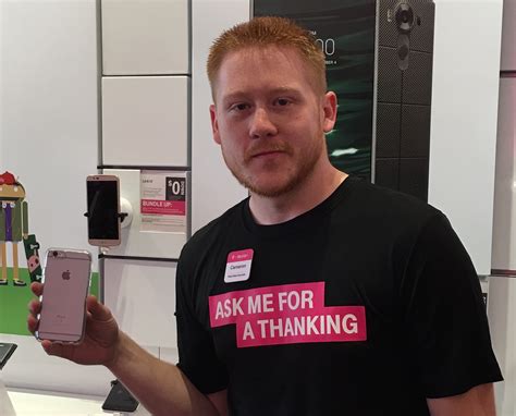 Candyshell Clear Falls Off A Motorcycle And Comes Away Without A Scratch Speck Buzz