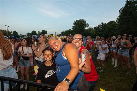 Bella Cain Bella Cain Added A New Photo — With Rob