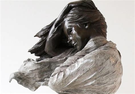 Luo Li Rong 罗丽蓉 1980 Figurative Sculptor Tuttart Pittura