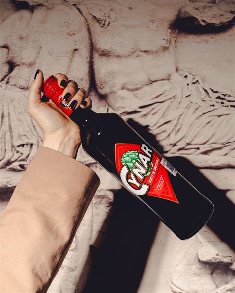 La El Cynar Spritz No Es Solo Un Cóctel Es Una Mezcla Hecha Con Cynar El Licor De Alcachofa