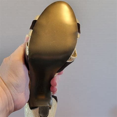 Oh Deer Shoes Like New Size 9 M Oh Deer Cannon Metallic Gold