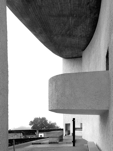 Le Corbusier Biography Works Awards
