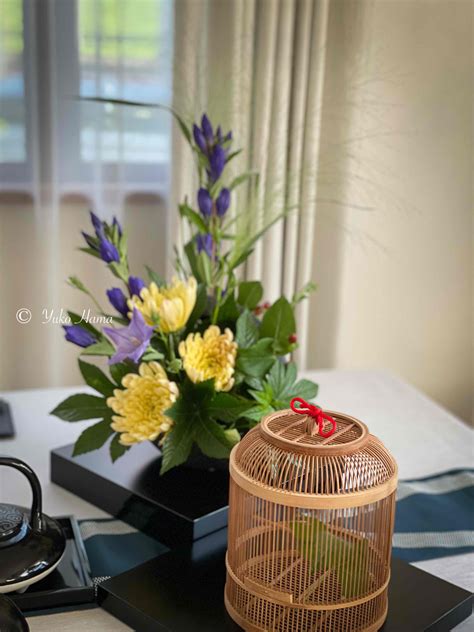 明日の「和のテーブルセッティング」レッスンのテーマは、秋の気配 花のテーブルコーディネート
