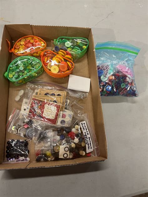Assorted Buttons