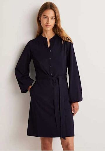 Queen Rania Stuns In Waist Cinching Shirt Dress And Heels Hello