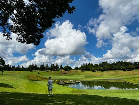 Saki Hatori Threads Say More