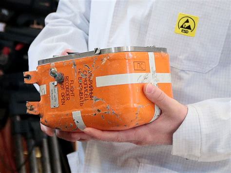 تعرفه های تلافی جویانه اتحادیه اروپا؛ جعبه‌های سیاه هواپیما هم زیر فشار قرار گرفتند 01042025