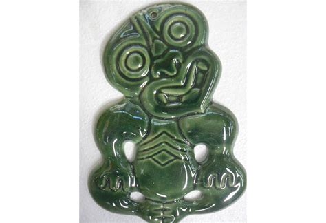 Tiki Wallhanging Pounamu Stepanz