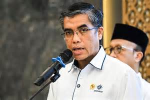 Yassierli Ungkap Tiga Pejabat Kemnaker Tersangka Kpk Salah Satunya