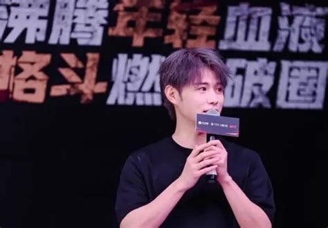 童锦程细狗实锤？宋亚东教童锦程裸绞，用了一成力就让祖师爷投降 知乎