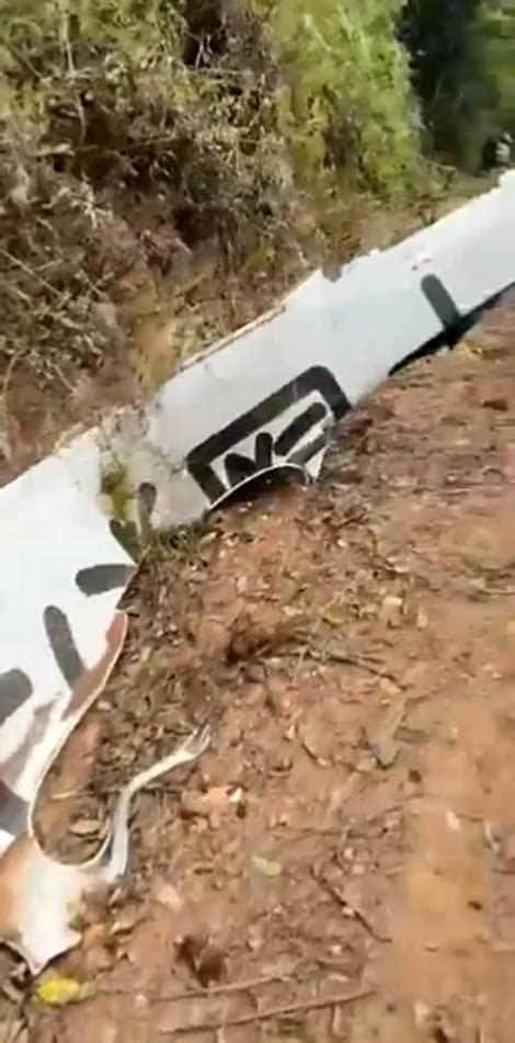 Boeing 737 Passenger Jet Carrying 133 Crashes In Rural China Daily